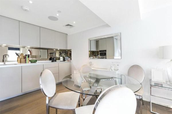 Elegant Central London Flat - Ideal For Weekend City Break - Soho - London