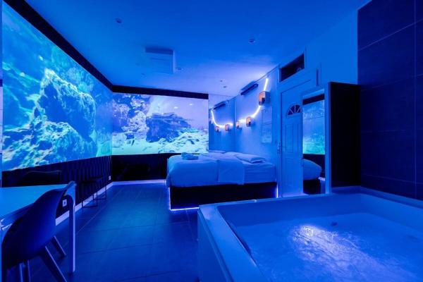 Studio Immersif Jaccuzi & Cinéma Disney Et Astérix - Messy