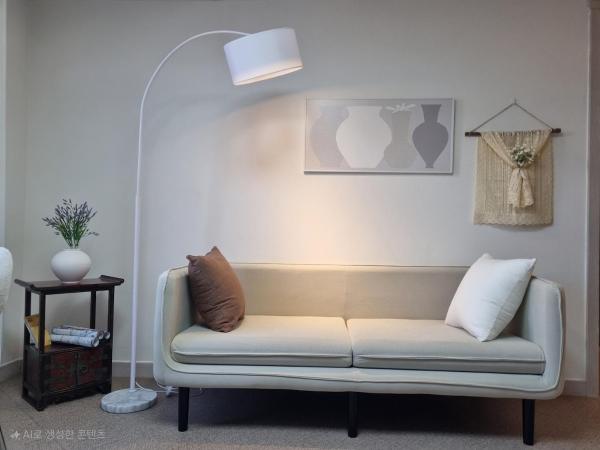 6 Minutes On Foot From Hanok Village, 10 Minutes By Car From Jeonju City Tourist #Free Parking #Hotel Bedding #Family, Friends, Lovers - Jeonju-si