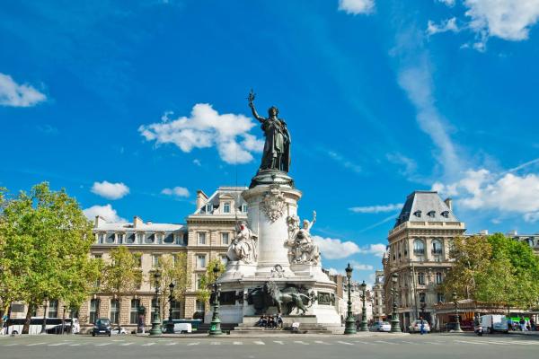 Studio Paris Central, Metro Republique - Paris