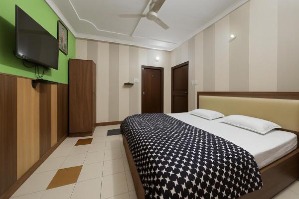 Hotel Shiri Krishna Akshay Dham Vrindavan - Vrindavan