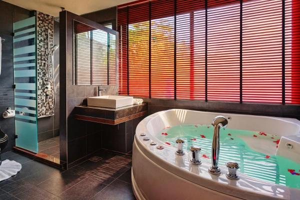 Stylish Bangla Suite - Patong Beach