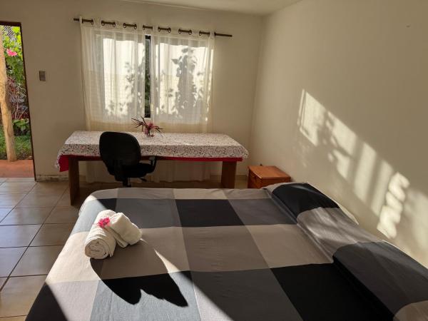 Cabañas Refugio Arqueologico - Easter Island