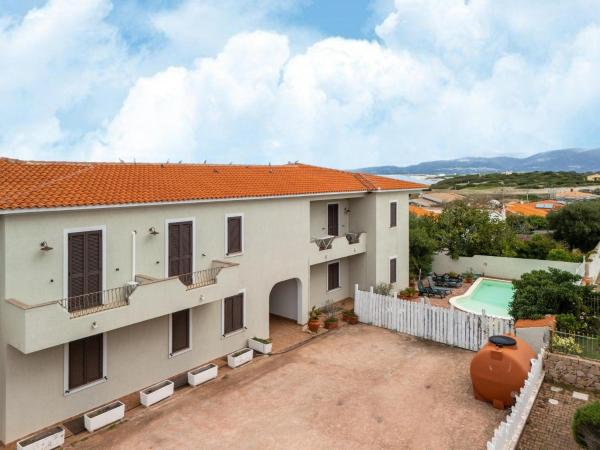 Cosy Apartment In Valledoria With Balcony - Sardaigne