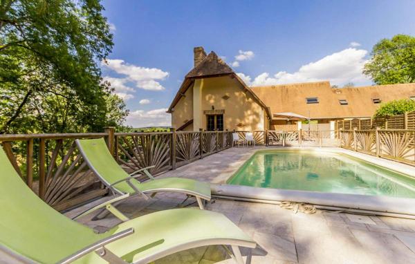 Amazing Home In Acquigny - Eure