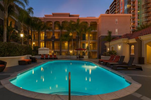 Marina Del Rey Luxe 1ba - Hot Tub, Pool Table, Grill & Cinema Projector - El Segundo, CA