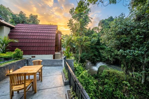 Oemah Ubud - Waterfall - Bali