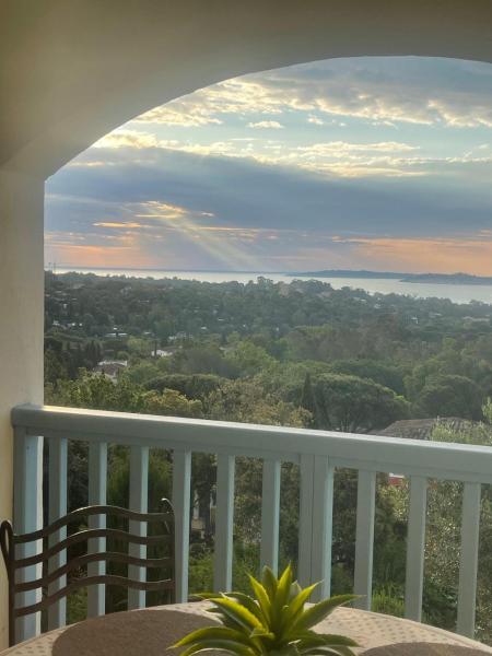 Superbe Appartement Les Restanques Du Golfe De Saint Tropez - Grimaud
