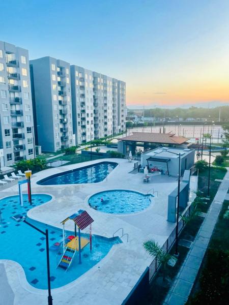 Apartamento Con Piscina En Ricaurte - Girardot