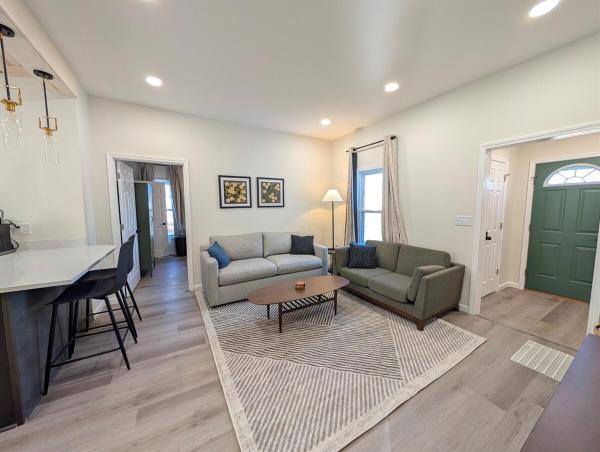 Modern Norwalk Retreat With 2 King Suites - Norwalk, OH