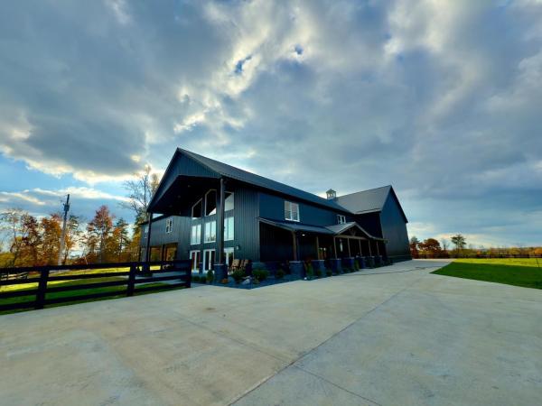 Kentucky Getaway - Camden Park, Huntington