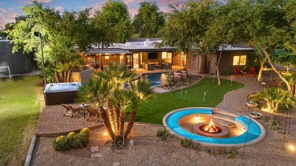 Scottsdale Retreat Bocce, Spa, Putt-putt And More - Scottsdale, AZ