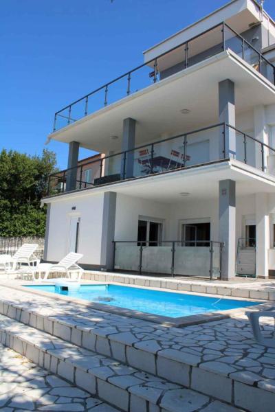 Apartment In Novi Vinodolski 55012 - Novi Vinodolski