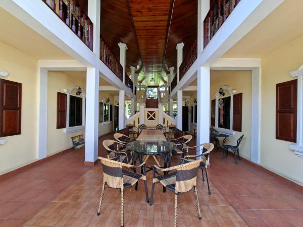 Twin House Guesthouse - Lao Experience - Luang Prabang