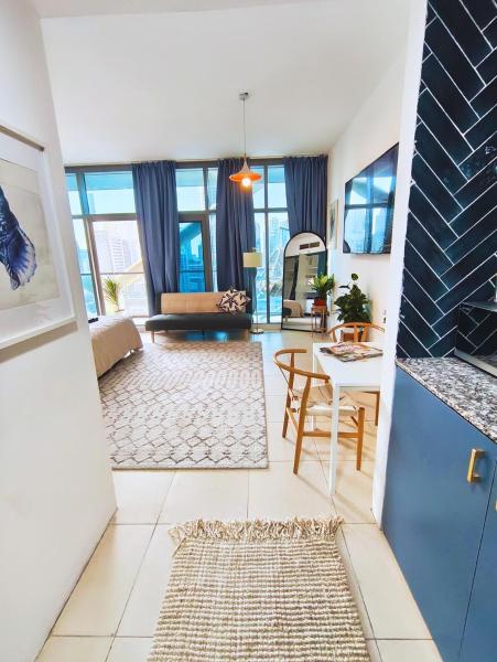 Stylish Jlt Apartment - Marina Skyline View - Next To Metro - Walk To Beach - Dubai