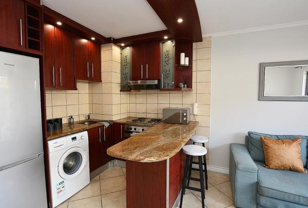 3b Sandy Bay - Cape Town