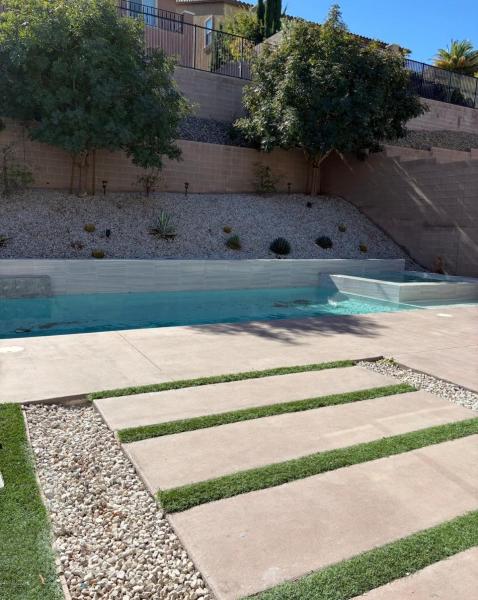Spacious 5 Bdrm 4 Bth With Pool & Spa - Henderson, NV
