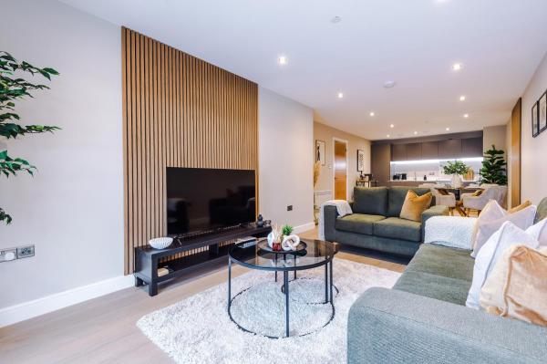Luxury 2 Bed Apartment- Leeds City Centre- Large Private Terrace & Free Parking - Leeds