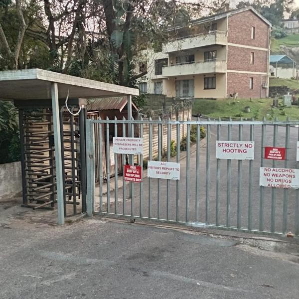 Unit 20 Holzner Gardens - Pinetown