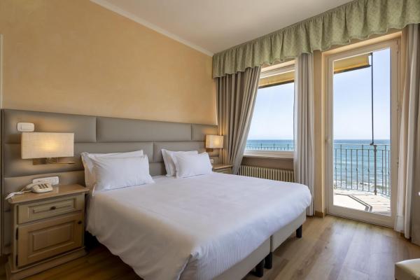 B&b Hotel Diano Marina Palace - San Bartolomeo al Mare