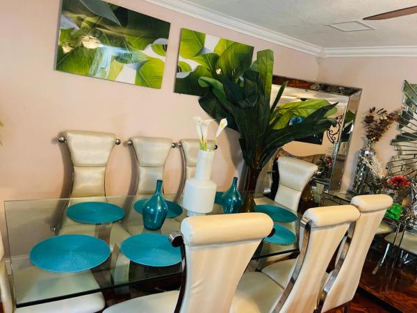 Cozy Home - Plantation, FL