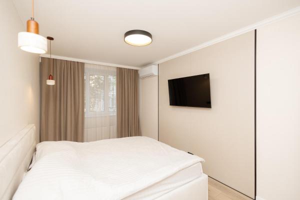 Modern & Cozy 1-bedroom Apartment In Chisinau - 基希訥烏