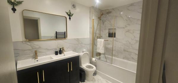 The Mews At Bartholomews 1bd 1bath Short Stay 6p - 로팅딘