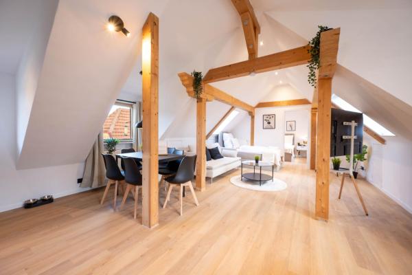 Malu Rooms - Am Marktplatz, Balkon, 24h Checkin, Smarttv - Ludwigsburg