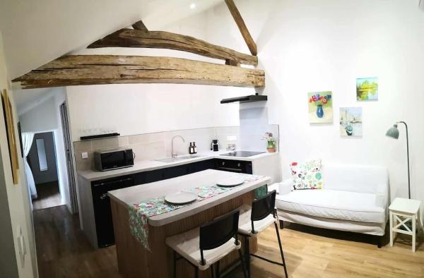 Cozy One Bedroom Apartment, Le Nest - Maine-et-Loire