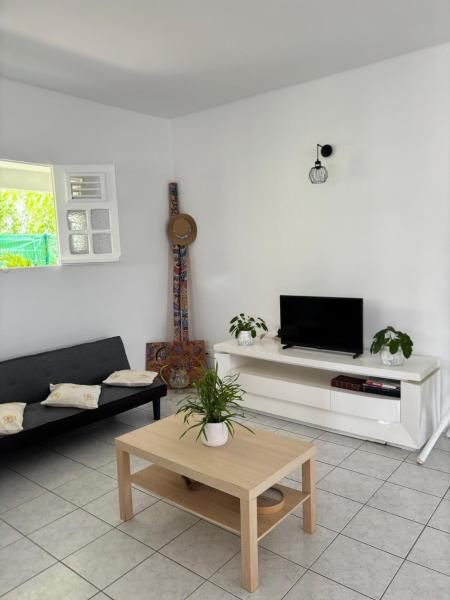 Villa Bwa Flè - Maison Vue Mer à 5 Mi De La Plage - Fort-de-France