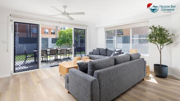 The Beach House On Little - Nelson Bay