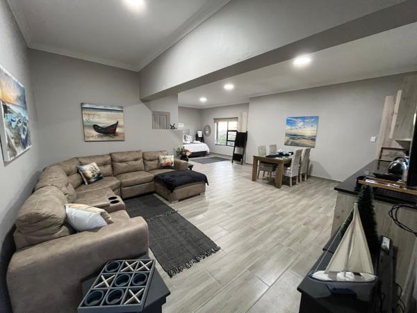 Casa Paradiso, Expansive Apartment Paradise Beach - Saint Francis Bay