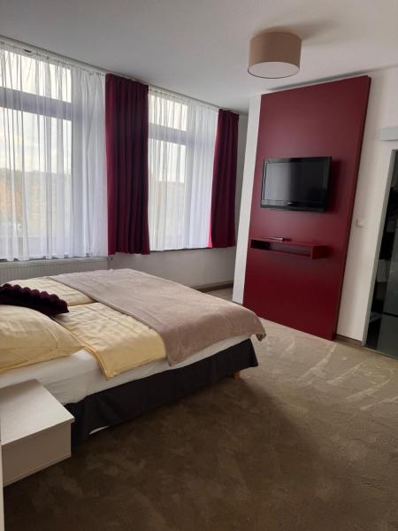 Hotel Restaurant Waldschlößchen - Arnsberg