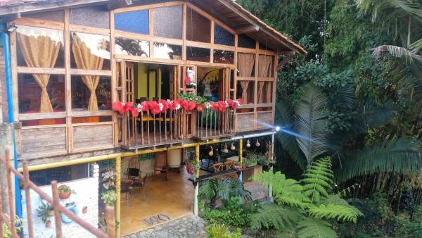 Salento Wooden House - Salento, Colombia