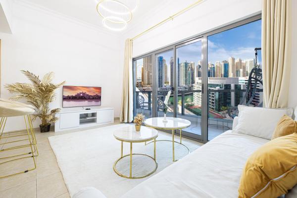 Luxury 1 Bedroom Full Marina View, Sleeps 5, 1 Min To Metro - Dubai
