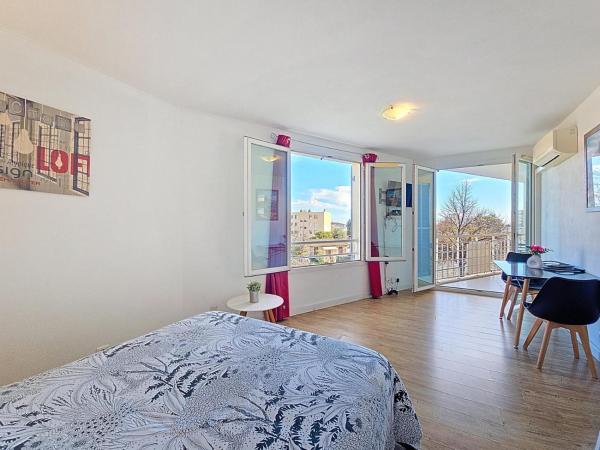 Superbe Studio Avec Balcon Vue Mer - Ac, Wifi, 2 - Aéroport de Nice Côte d'Azur (NCE)