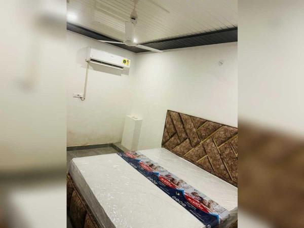 Hotel O Happy Stay - Faridabad