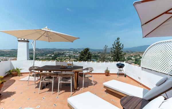 Andalucían New Renovated Townhouse In Beautiful Surroundings - Mijas