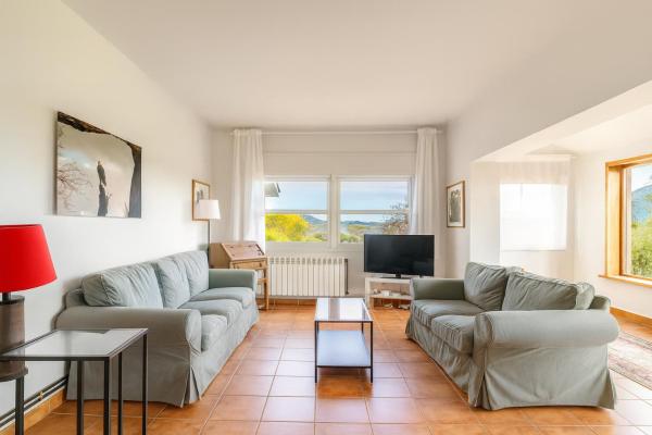 Casa Con Jardín Enorme Y Vistas Espectaculares Cerca De Pechon - San Vicente de la Barquera