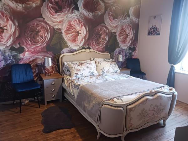 Cherry Blossom House - Haute-Vienne