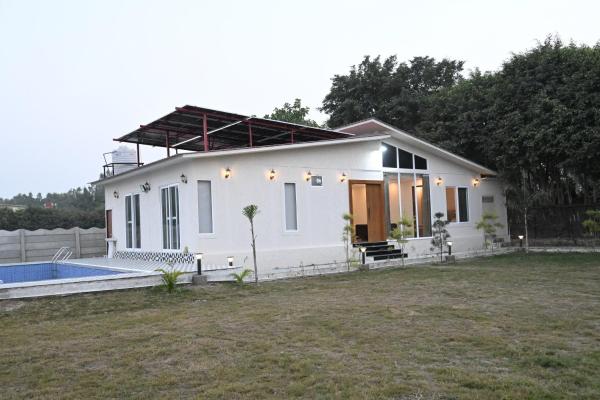 Cyber Farm - Premium 3br Farm Stay With Curated Experiences - Faridabad