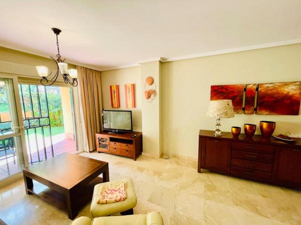 Magnolia Carib Playa - 2br Apartment With Private Garden - Marbella