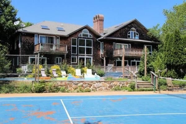Villa Celestia - Westhampton, NY