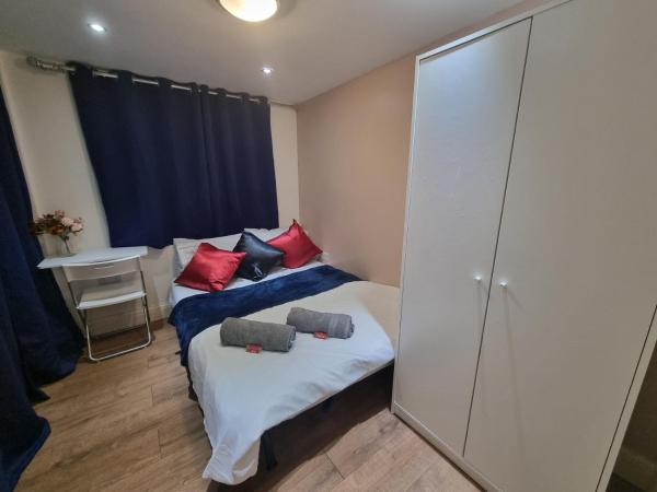 2 Bedroom Flat Heathrow - London Heathrow Airport (LHR)
