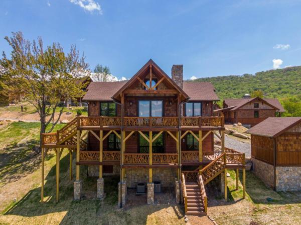 Kikis Hideaway At Eagles Nest - Watauga Lake, TN