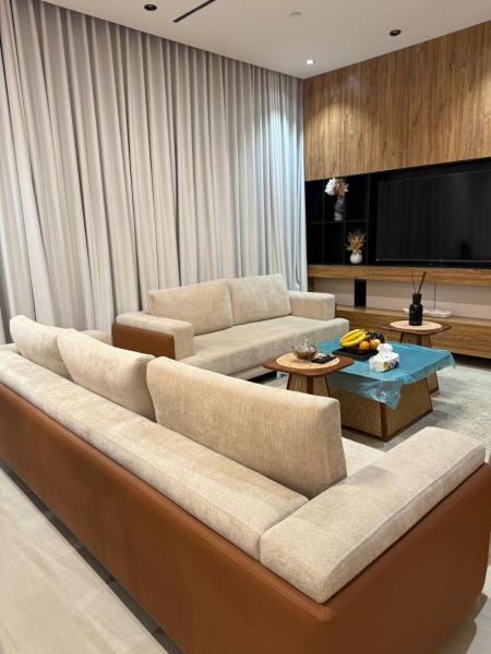 3 غرف وصالة و 3 حمامات فاخرة مع الخدمات 3 Bedrooms, A Living Room, And 3 Luxurious Bathrooms With Services - Riyadh