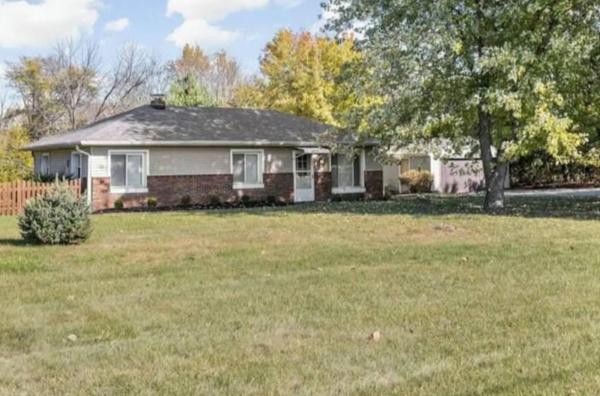 Modern 3-suite Home On 3 Acres - Pet-friendly - Fishers, IN
