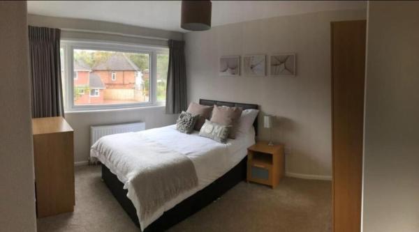 Cosy 4 Bed House In Solihull Near Town-nec-bhx - Solihull