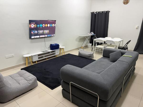 Qq Unistay - Bukit Gambir