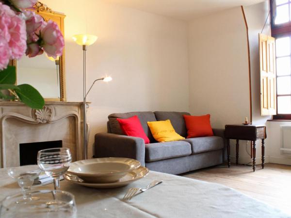 Charmante Maison Médiévale Au Cœur D'hérisson - Fr-1-489-606 - Audes